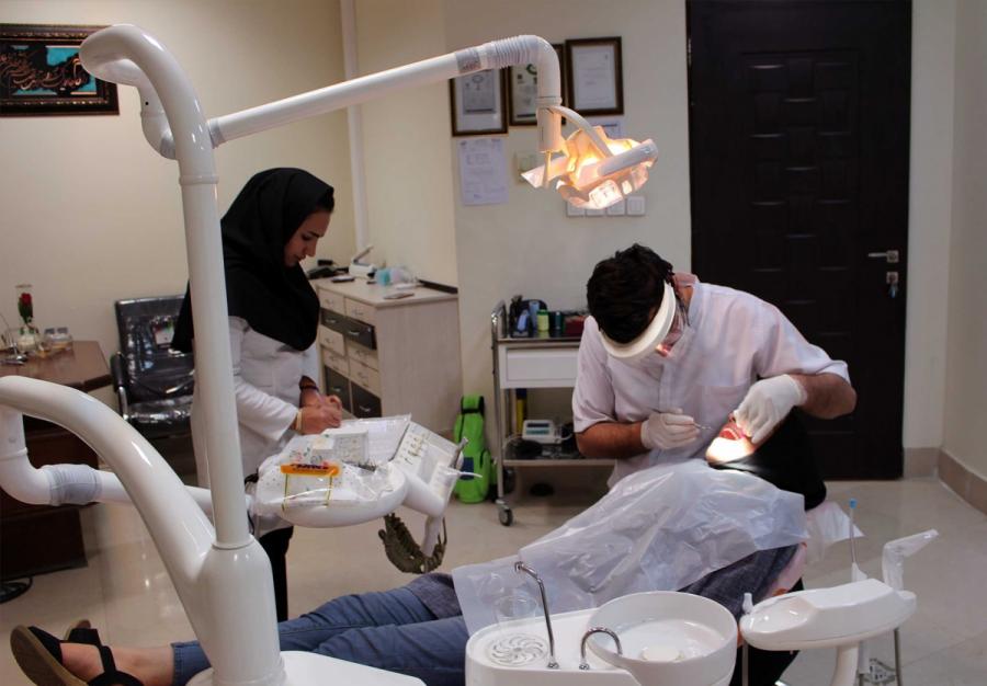 کلانشهر چرا دندان های افراد دیابتی خراب می شود؟